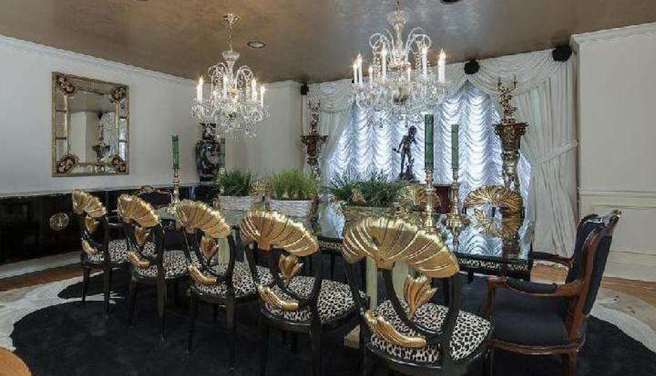 Is This the Tackiest Decor in Montgomery County? - Philadelphia Magazine