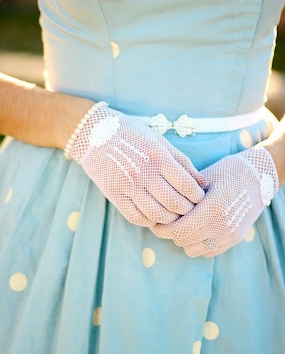 PHOTOS: 10 Pairs of Pretty Bridal Gloves from Etsy - Philadelphia Magazine